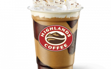 HIGHLANDS COFFEE | AEON MALL Tân Phú Celadon - Điểm vui chơi và mua sắm ...